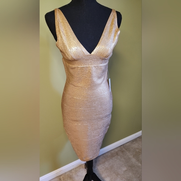 VENUS | Dresses | Nwt Venus Gold Bandage Dress S | Poshmark